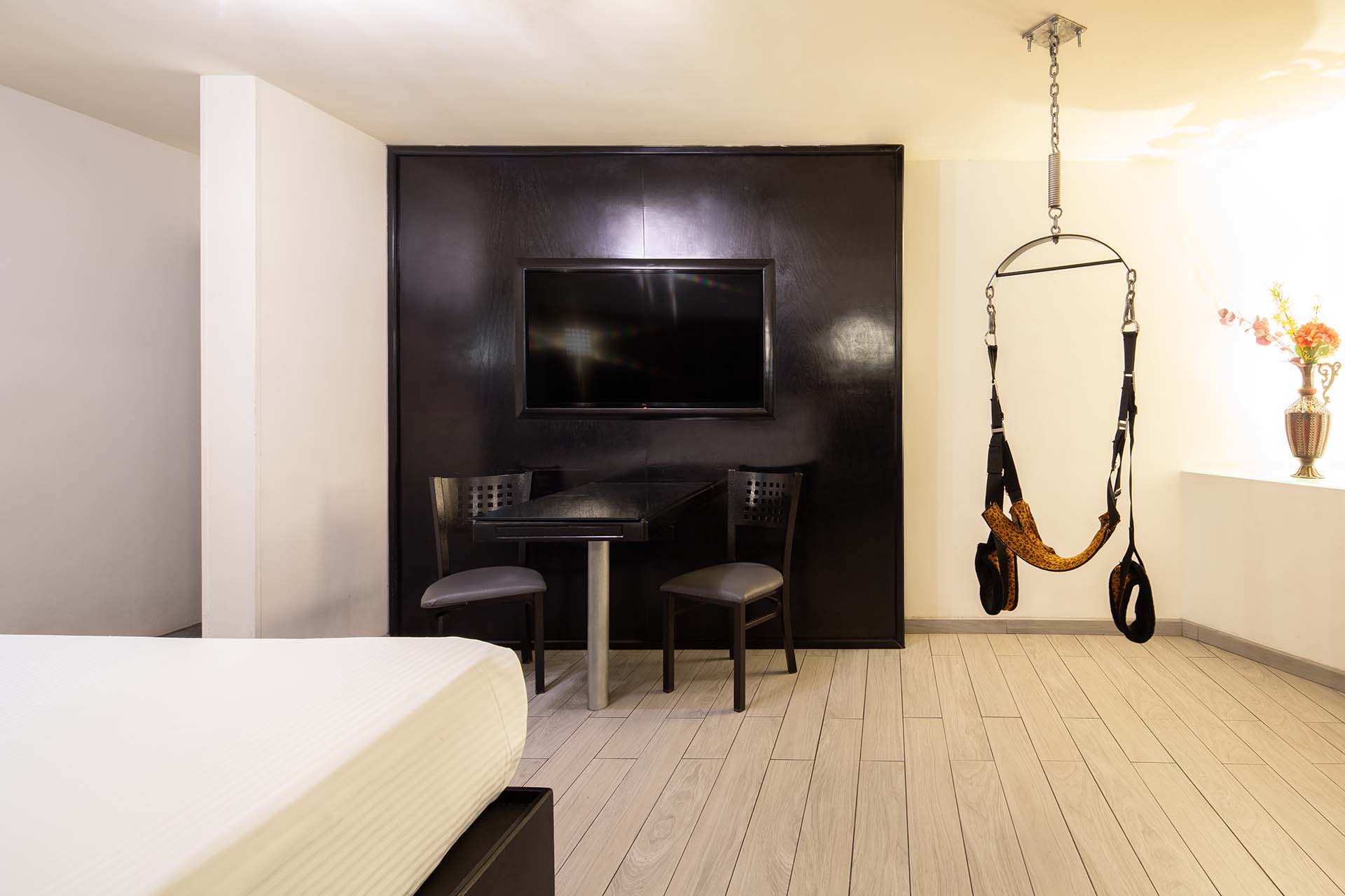 Motel Olimpo Mexicali - Official Website - Glamorous Nights